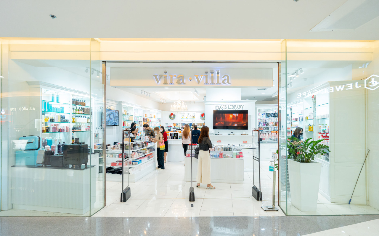 vira . villa Silom Complex 2 Fl. | Silom Complex